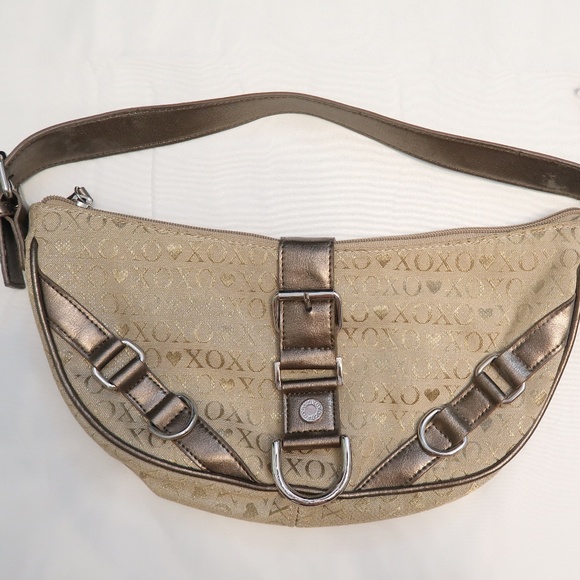 XOXO | Bags | Xoxo Beige Shoulder Bag | Poshmark